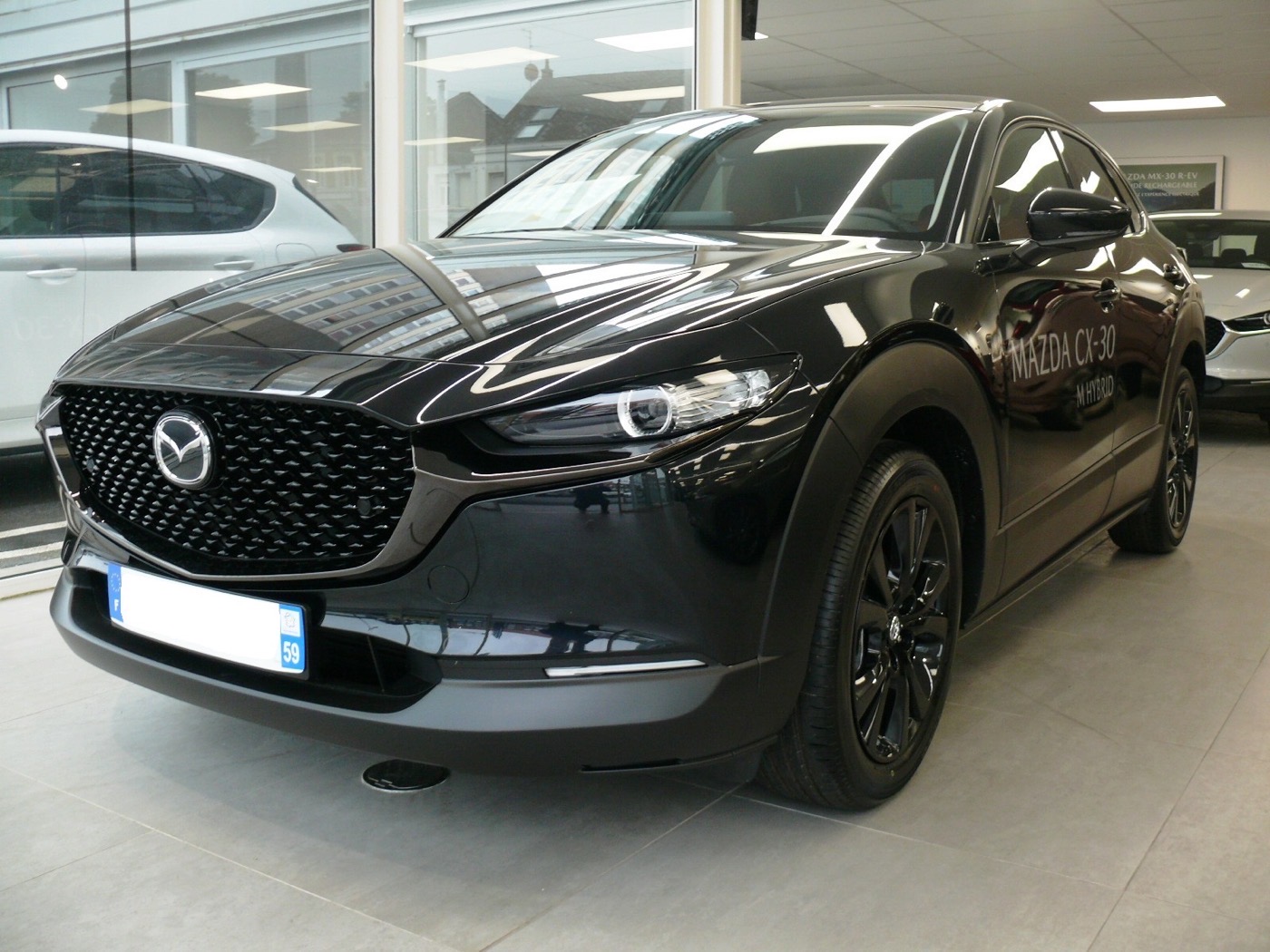 LE RELAIS - Concessionnaire Mazda VALENCIENNES